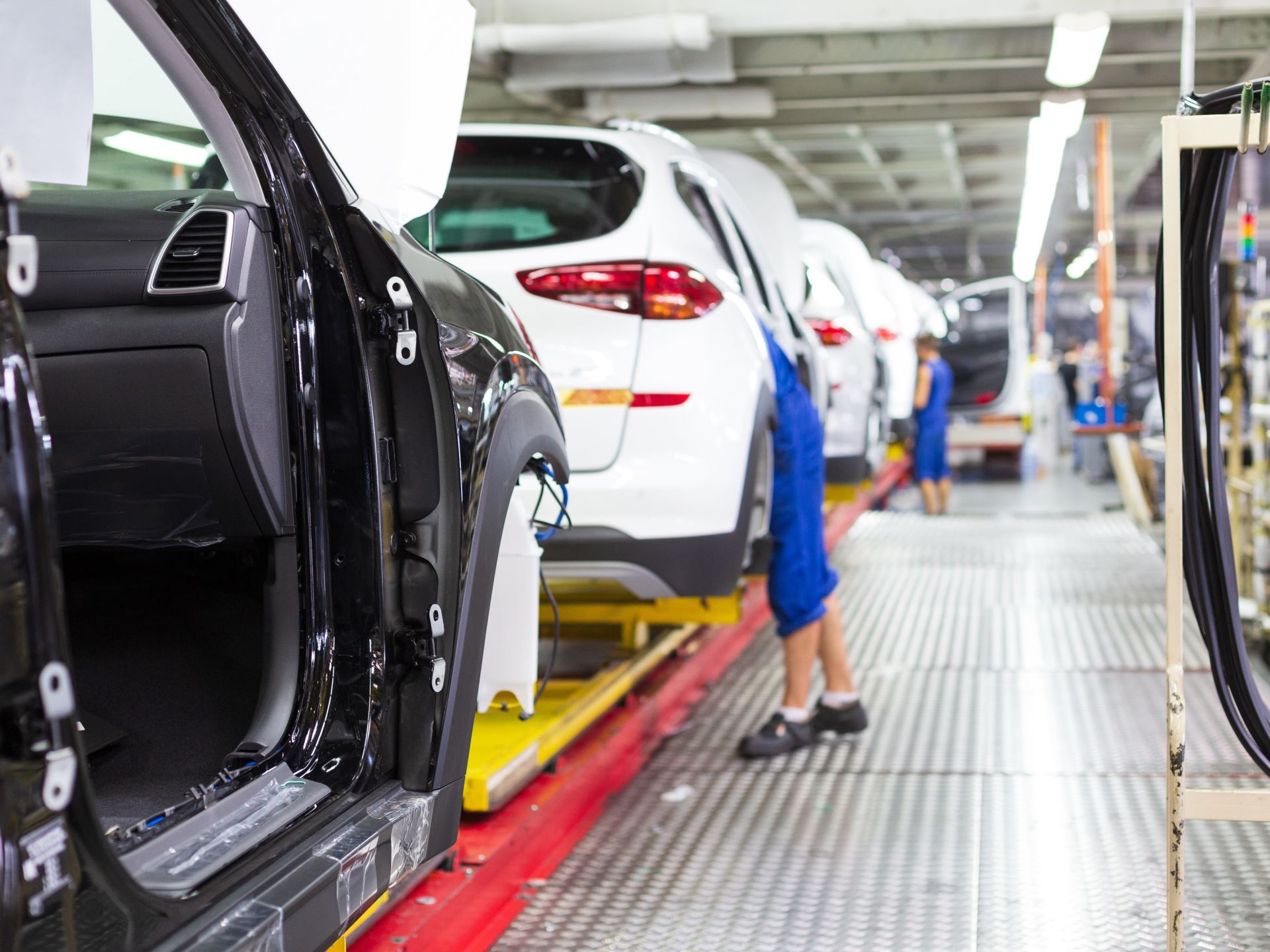 Automobilindustrie im Wandel: Wie sich die Beschäftigung verändert ...